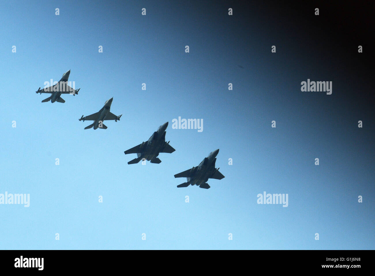 Republic singapore air force rsaf hi-res stock photography and images ...