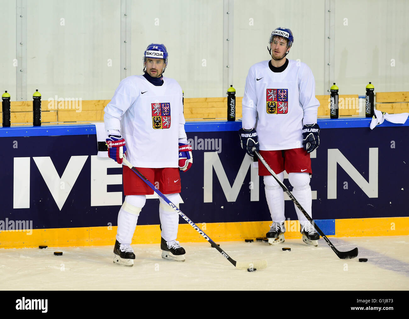 From left: Tomas Plekanec and Roman Cervenka pictured during the ...