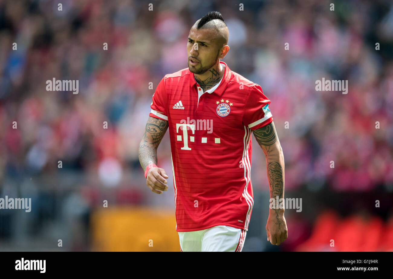 Munich, Germany. 14th May, 2016. Munich's Arturo Vidal in action during ...