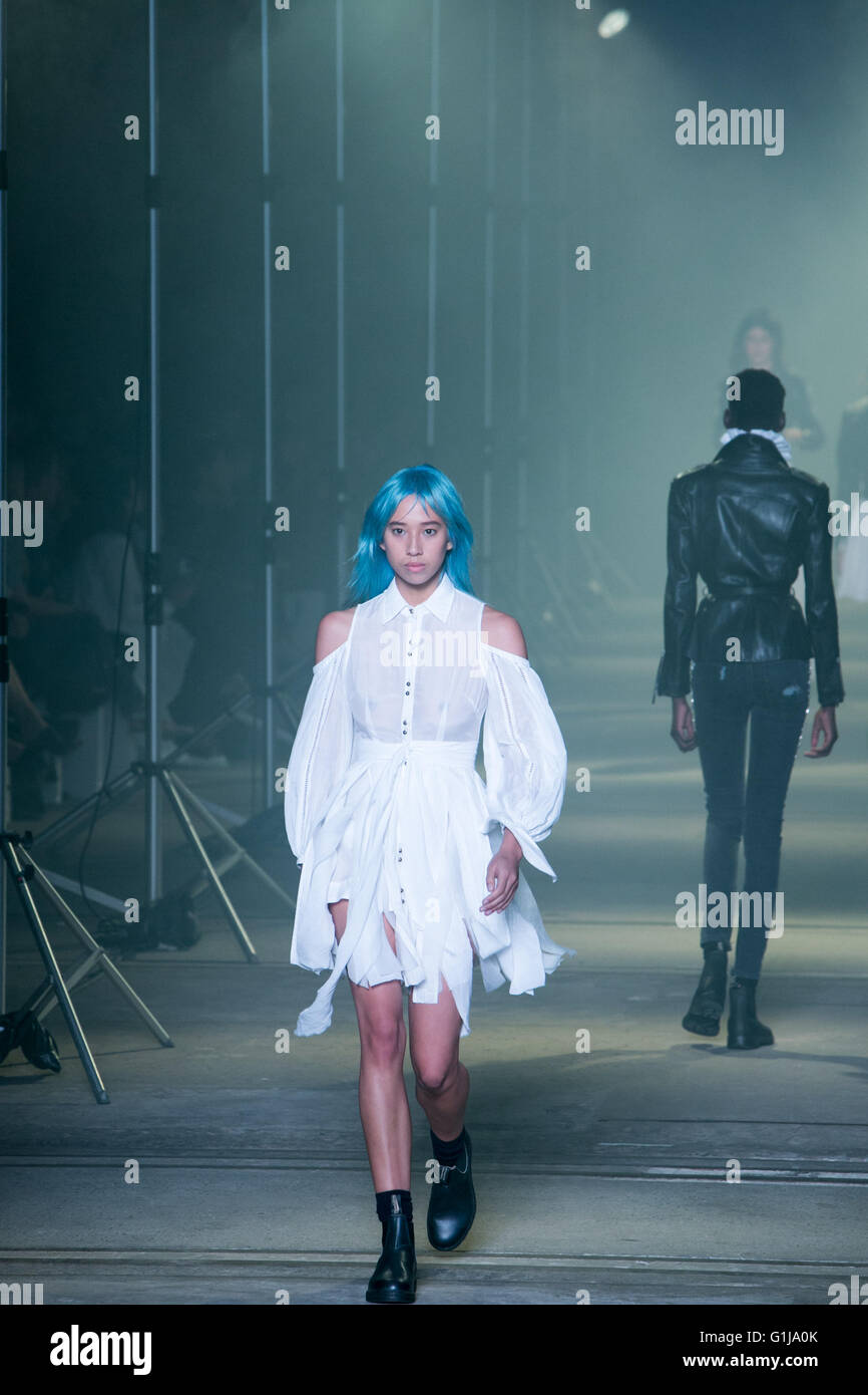 Sydney, Australia. 16th May, 2016. Models on the catwalk for Australian ...