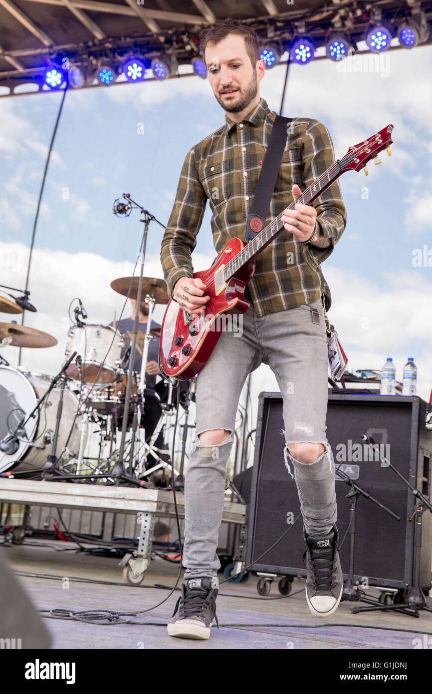 Joshua Sturm And Lacey Mosley