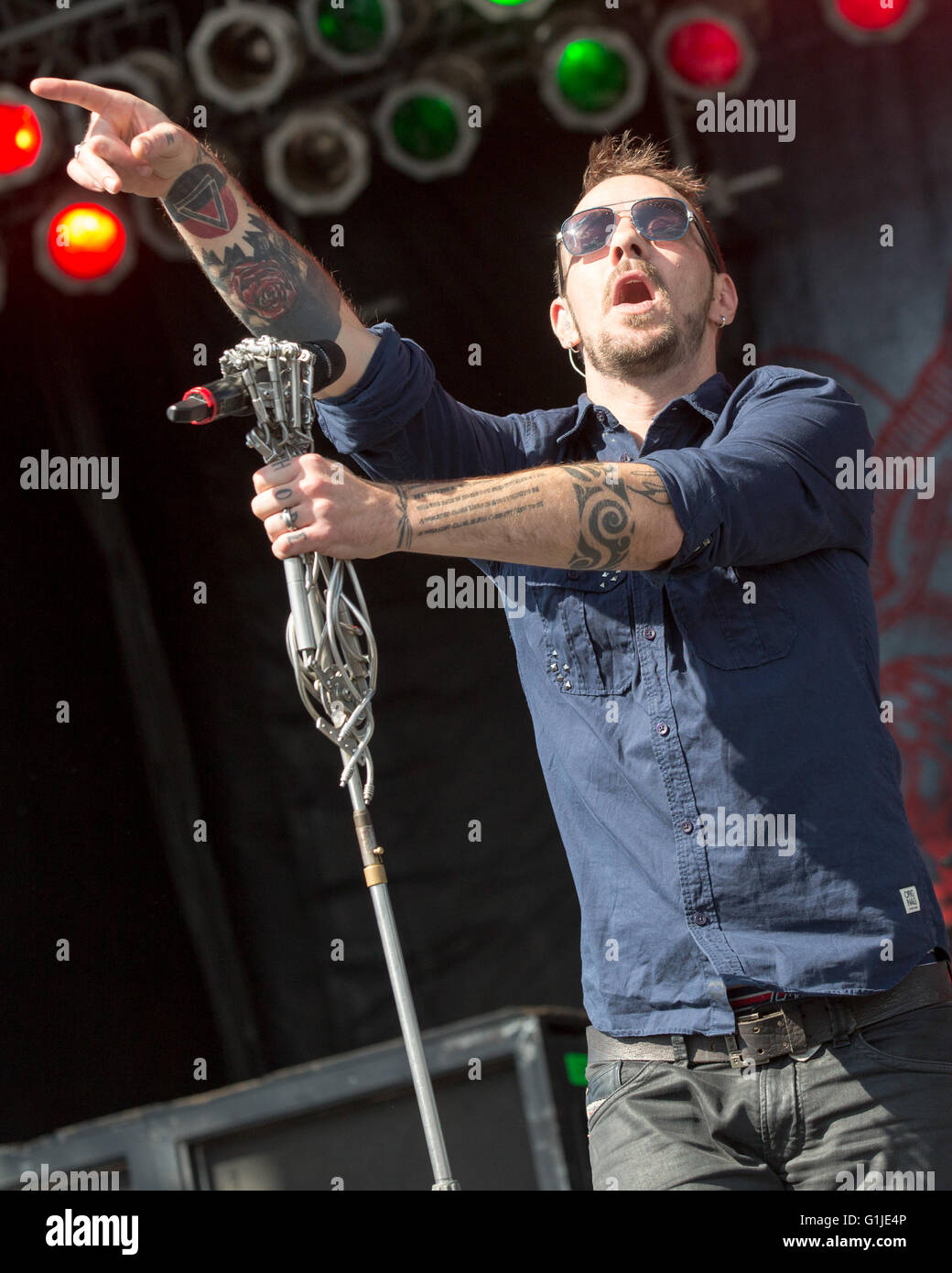 Somerset, Wisconsin, USA. 15th May, 2016. Singer ADAM GONTIER of Saint ...