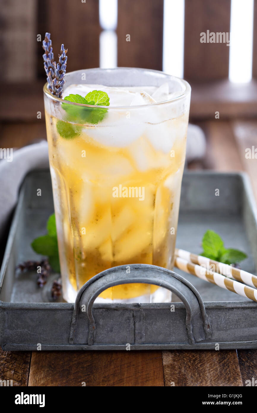 Tall glass iced tea hi-res stock photography and images - Alamy