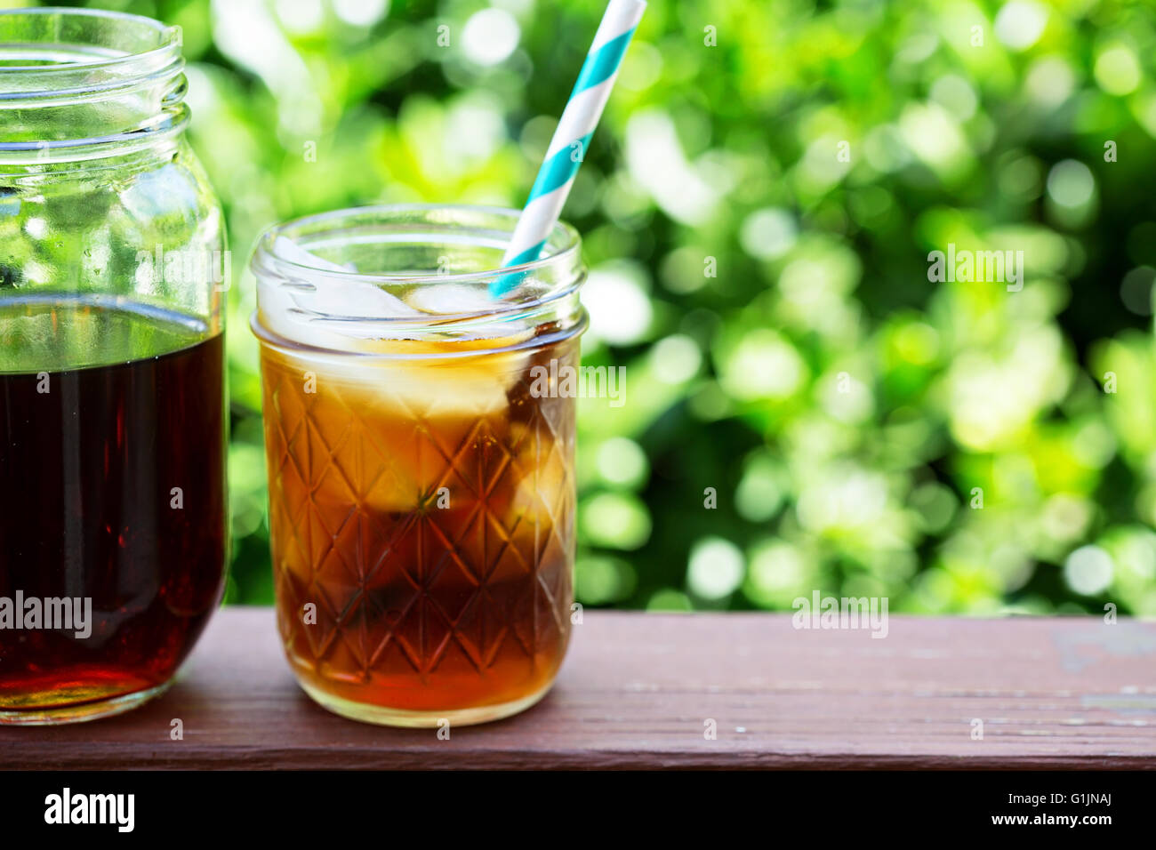 Iced coffee outdoors hi-res stock photography and images - Alamy