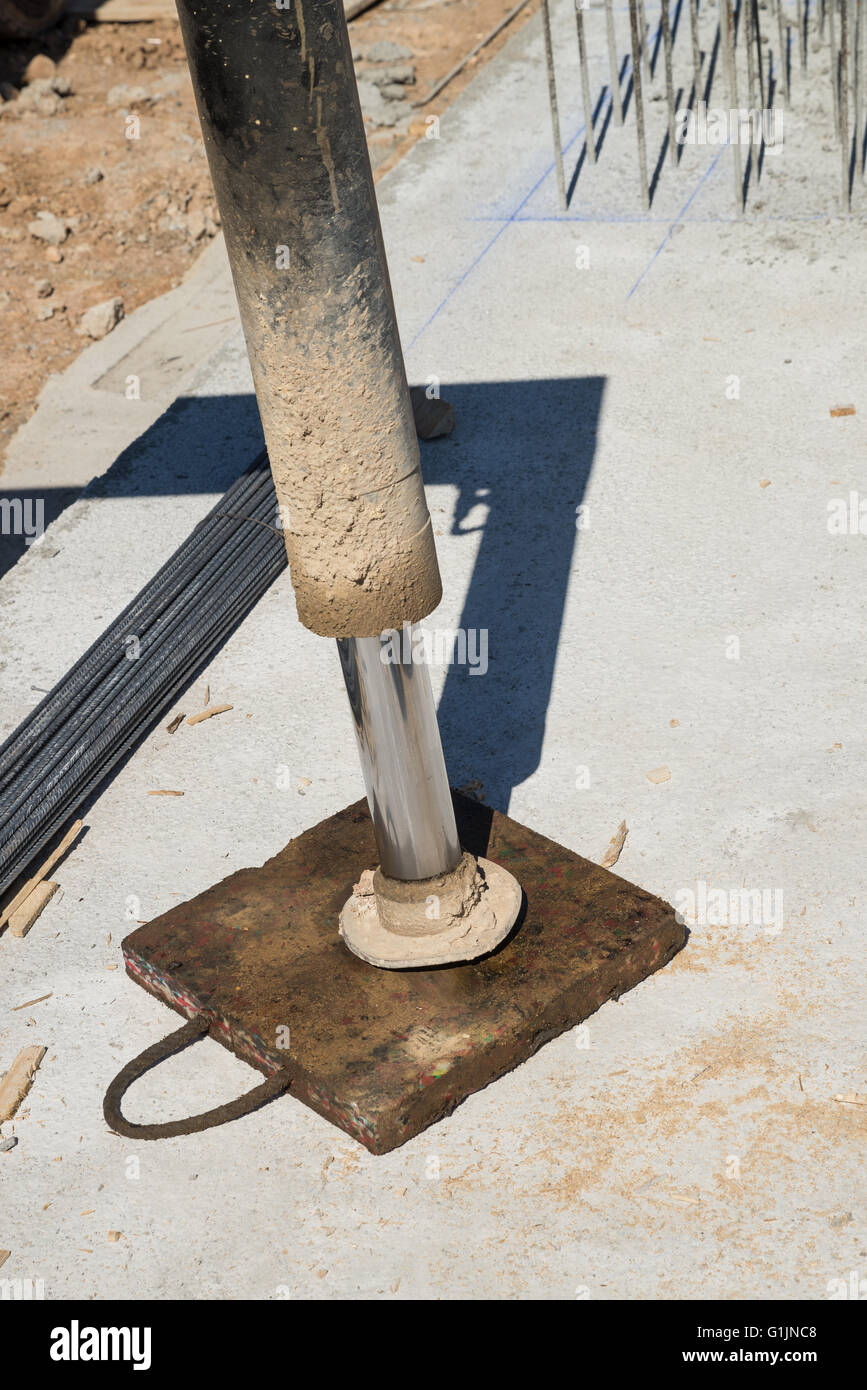 Outrigger of a crane hi-res stock photography and images - Alamy