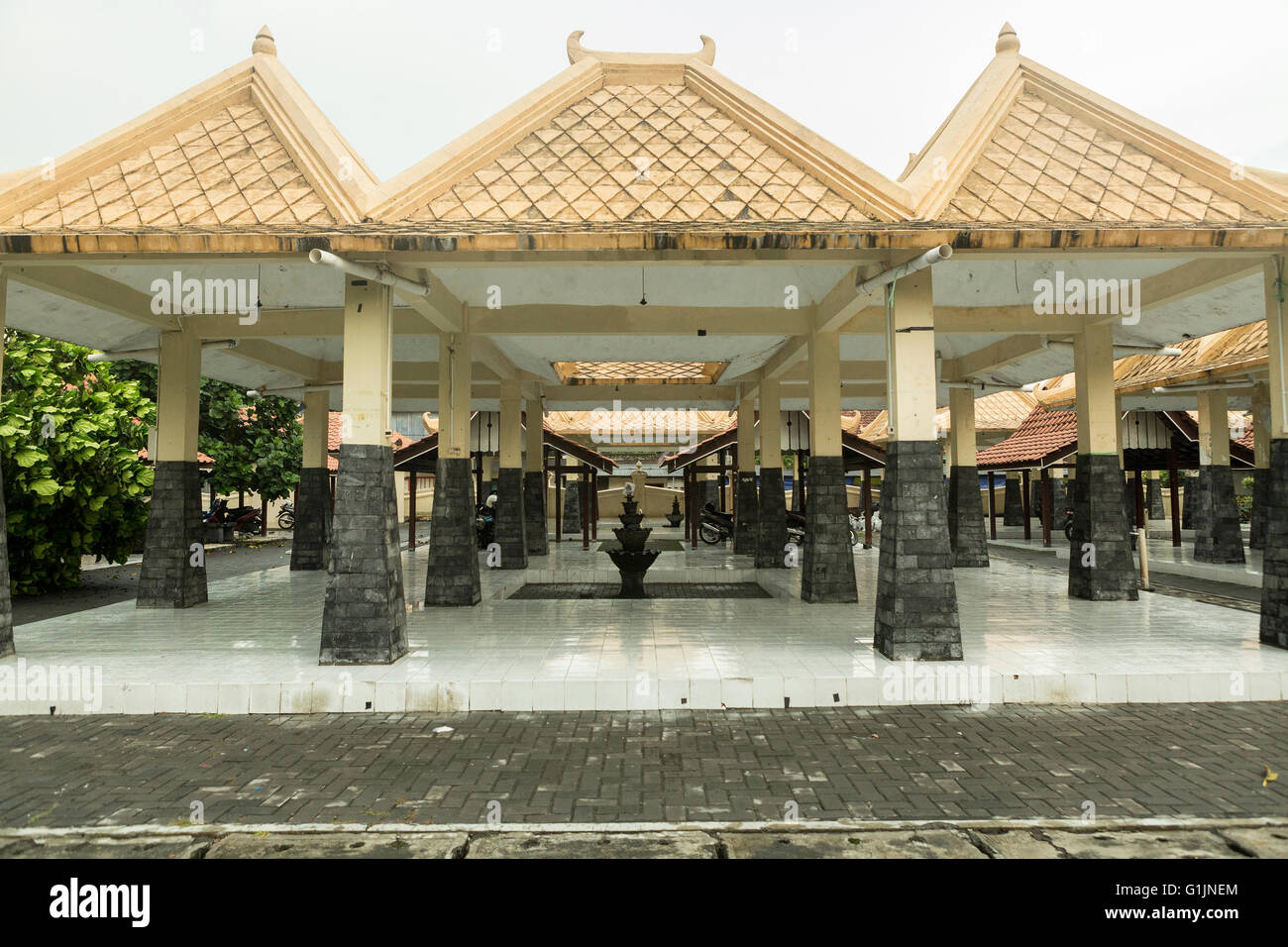 Jogjakarta market hi-res stock photography and images - Alamy