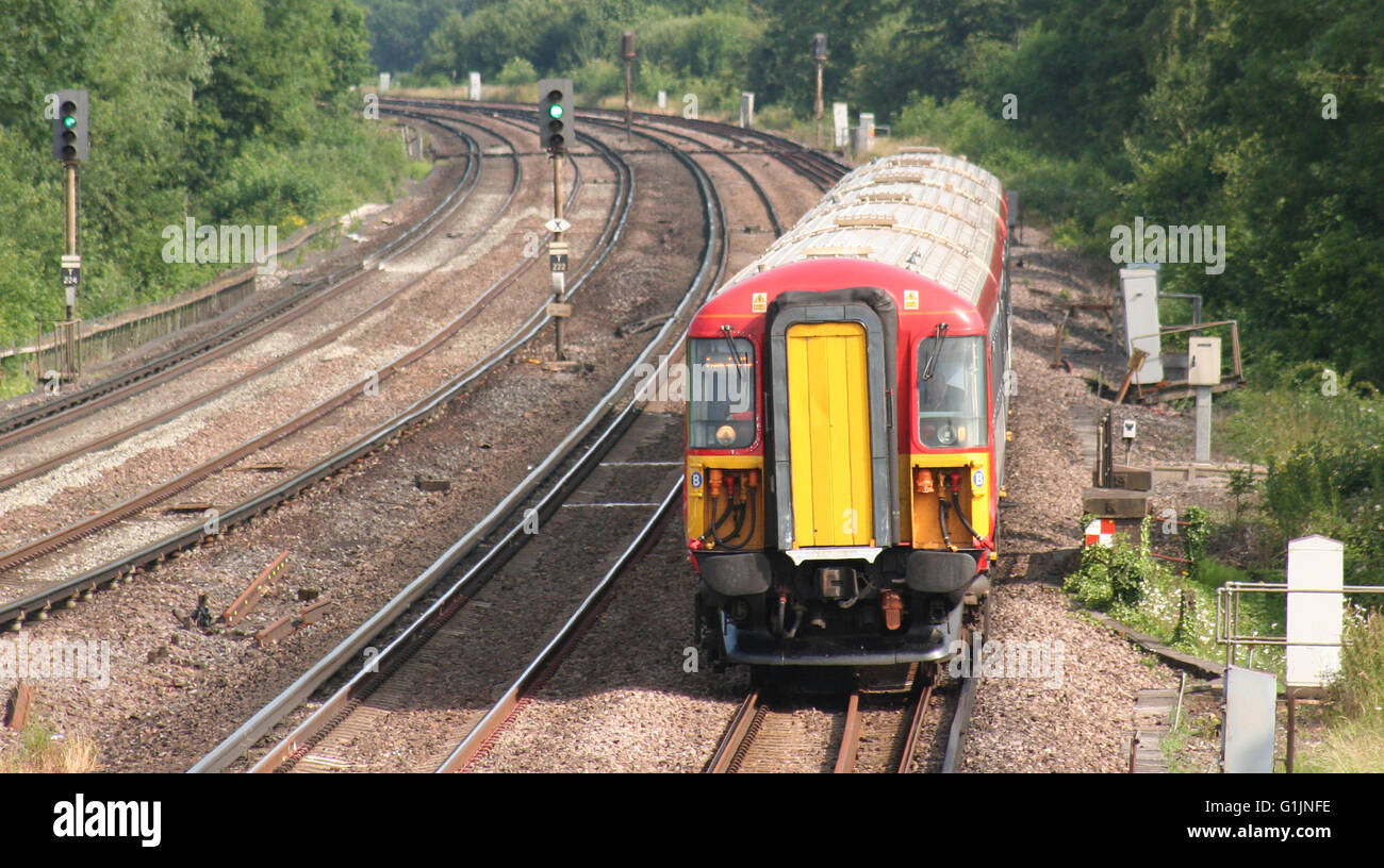 Class 442 heading south at Salfords Stock Photo - Alamy