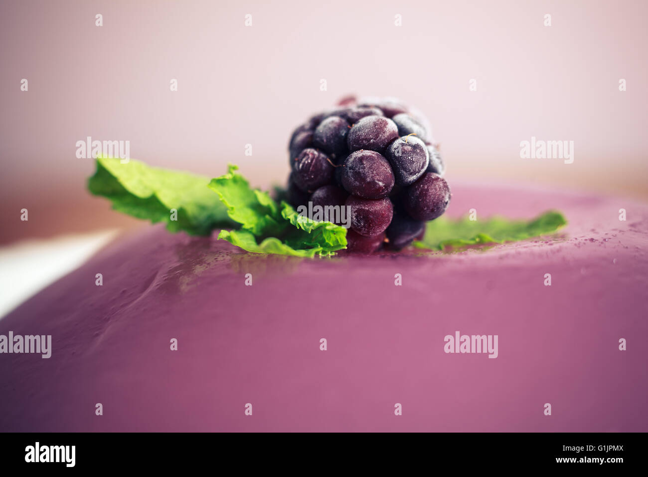 Jelly purple dessert not illustration hi-res stock photography and ...