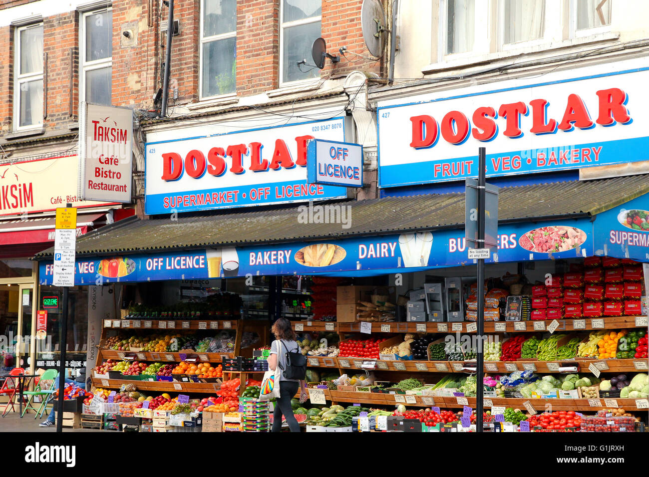 Dostlar - a fruit and vegetable shop in Green Lanes, Haringey, North ...