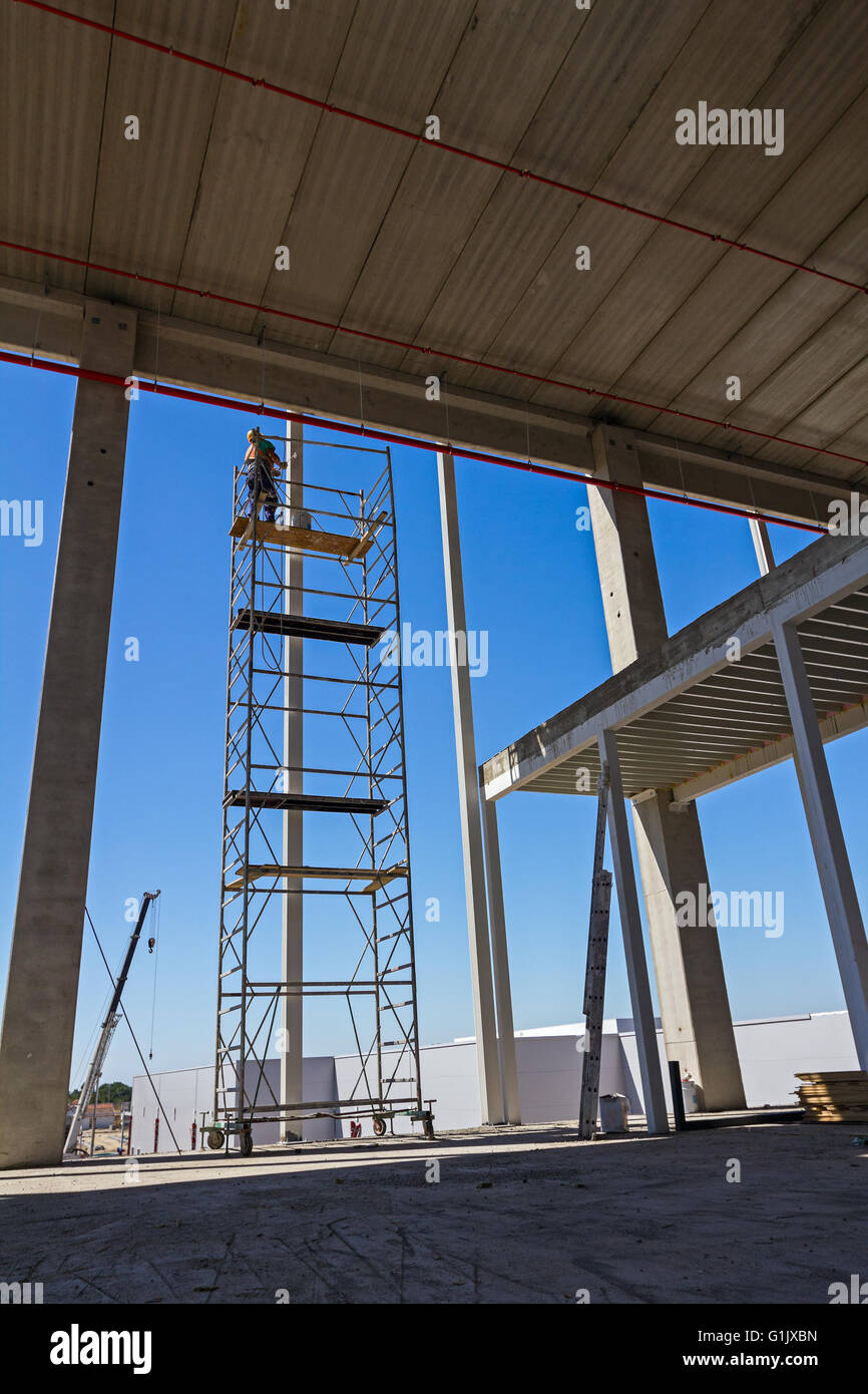Scaffolding pillar hi-res stock photography and images - Alamy