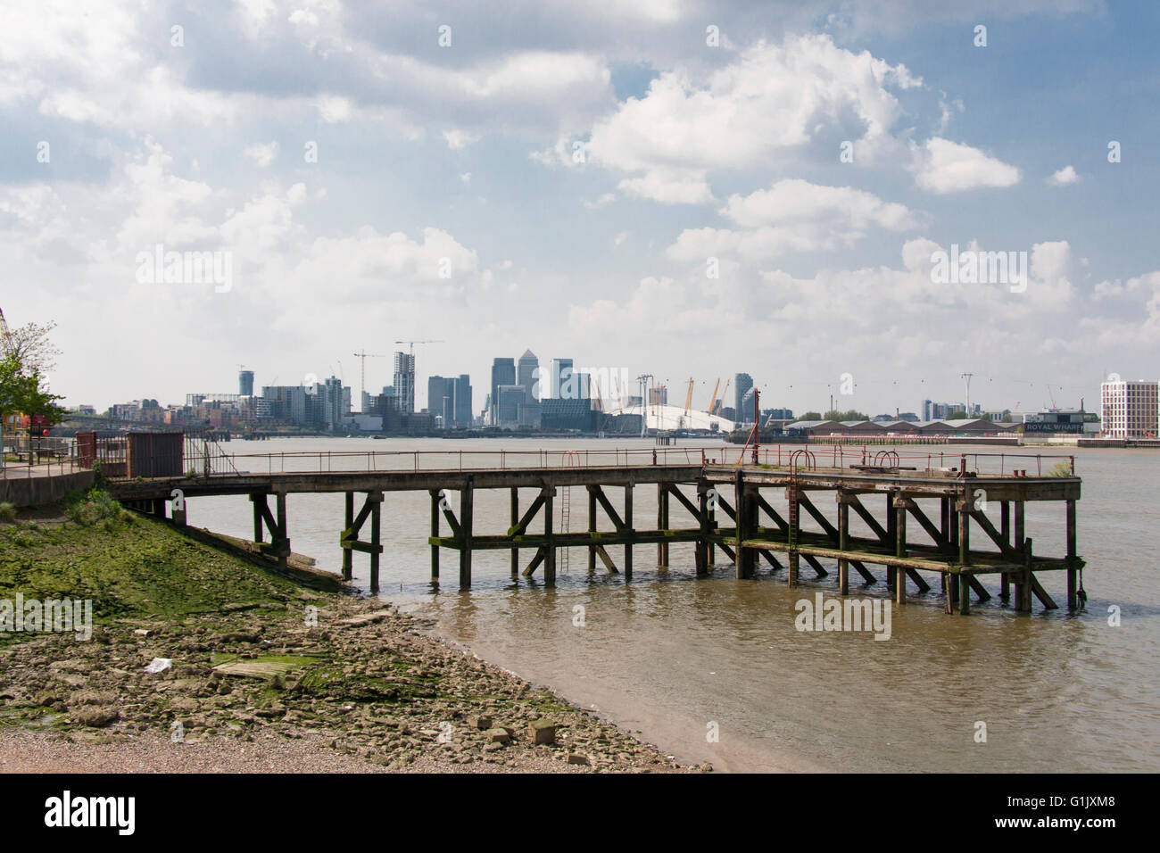 Dome isle of dogs london england uk hi-res stock photography and images ...