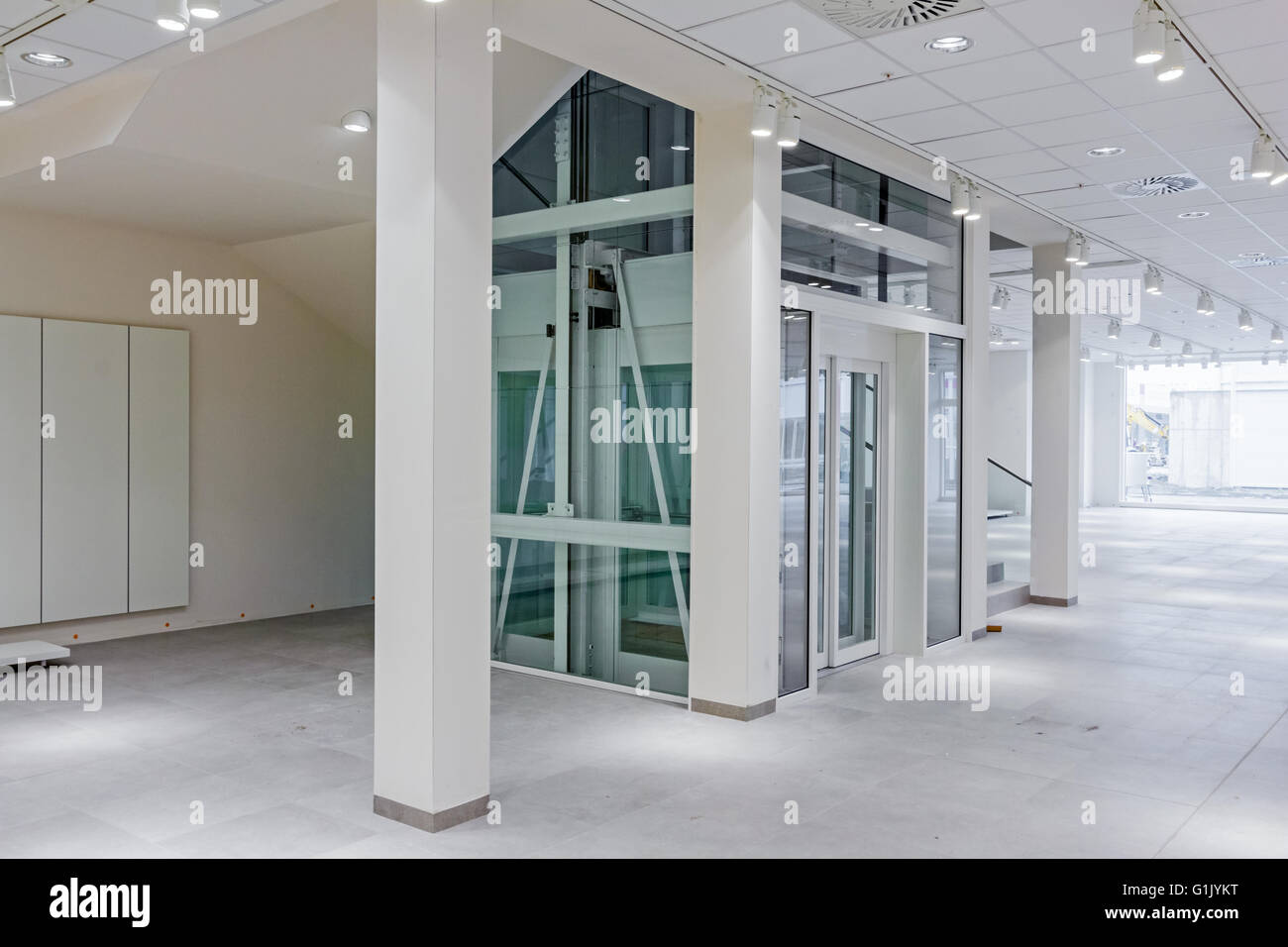 Elevator in luxury mall glass hi-res stock photography and images - Alamy