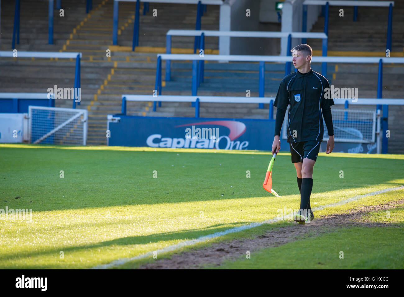 Touchline football hi-res stock photography and images - Alamy
