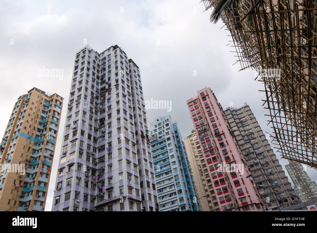 Coloured apartments hi-res stock photography and images - Alamy