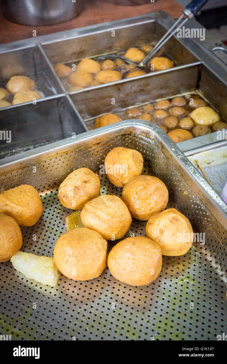 Street food taste hi-res stock photography and images - Alamy