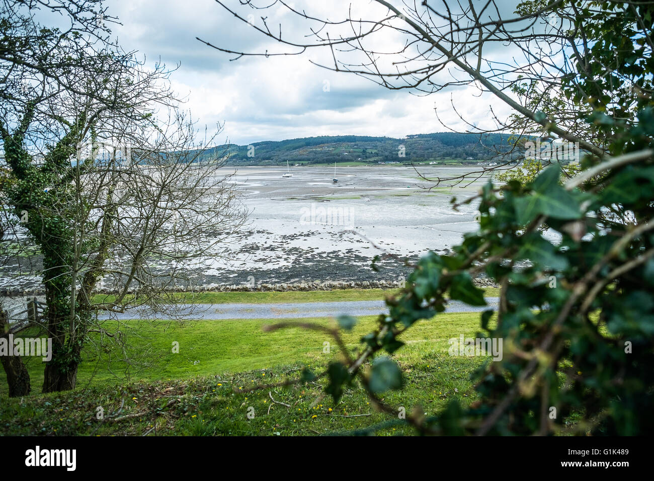 Red wharf bay beach anglesey hi-res stock photography and images - Alamy