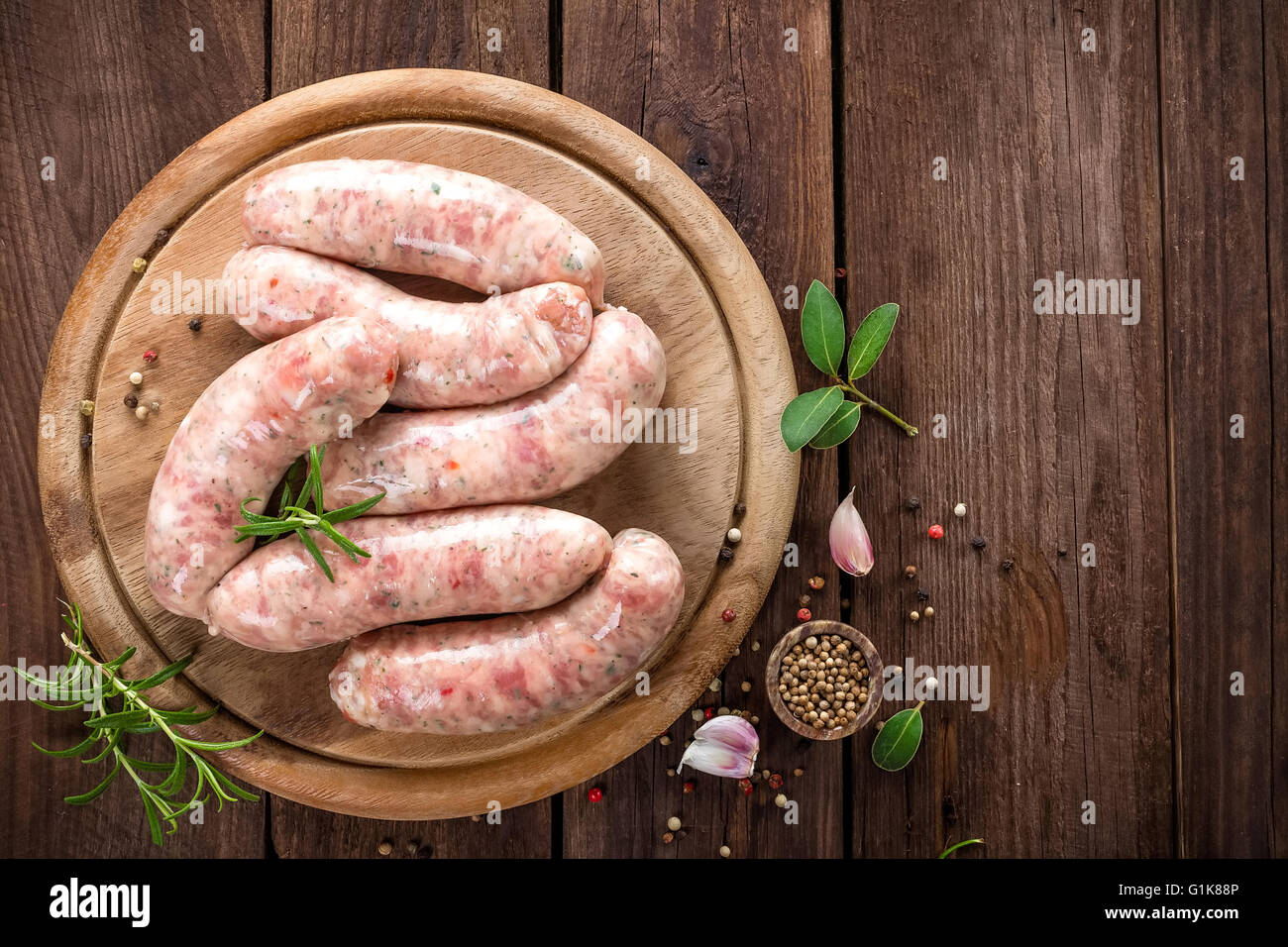 Uncooked sausages hi-res stock photography and images - Alamy