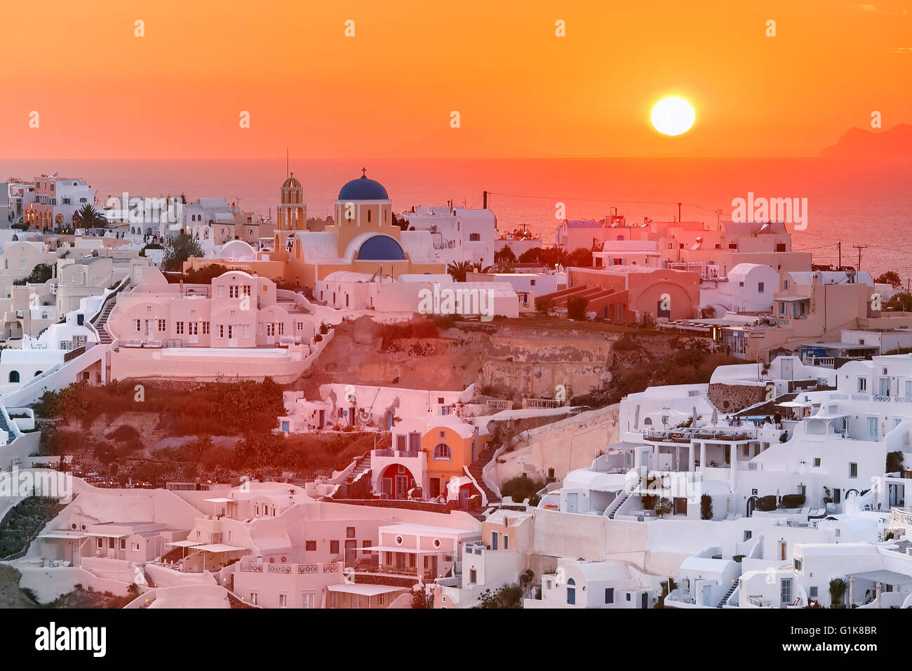 Santorini sunrise sunset scenery hi-res stock photography and images ...
