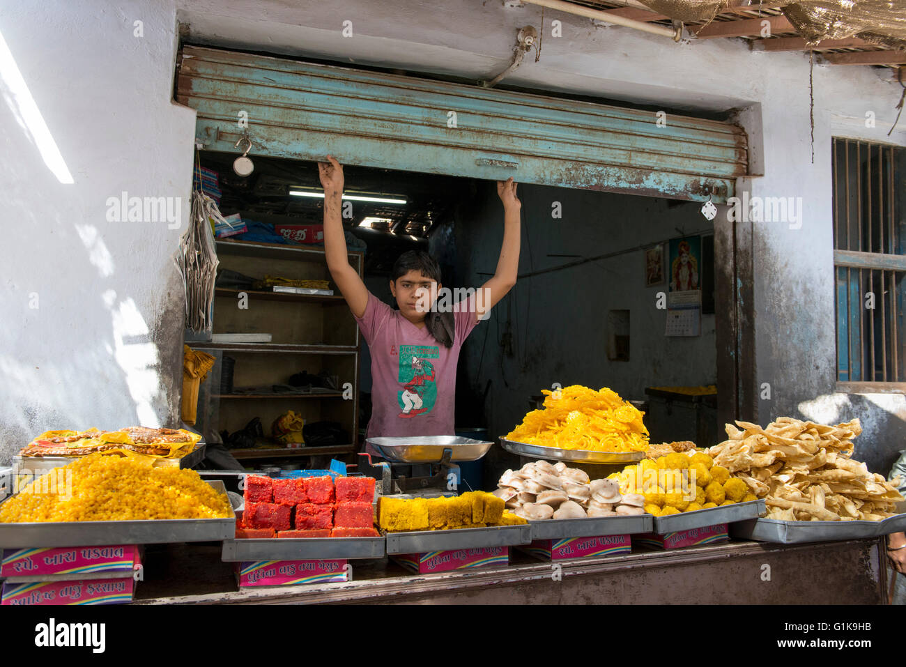 Boy with sweets hi-res stock photography and images - Alamy
