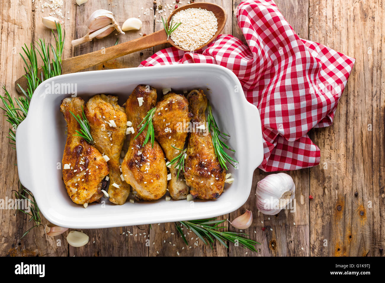 Baked chicken legs drumstick hi-res stock photography and images - Alamy