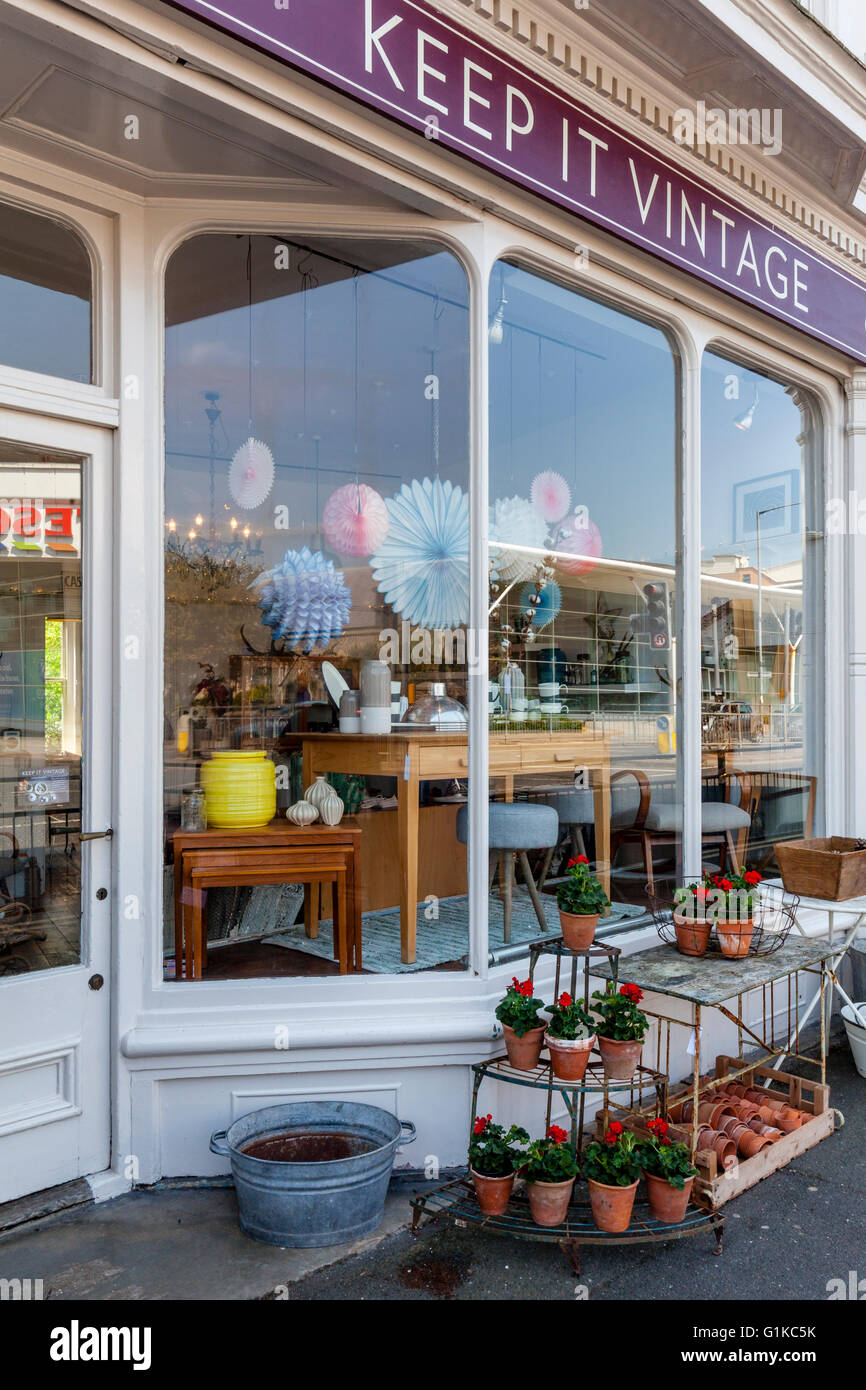 Homewares hi-res stock photography and images - Alamy