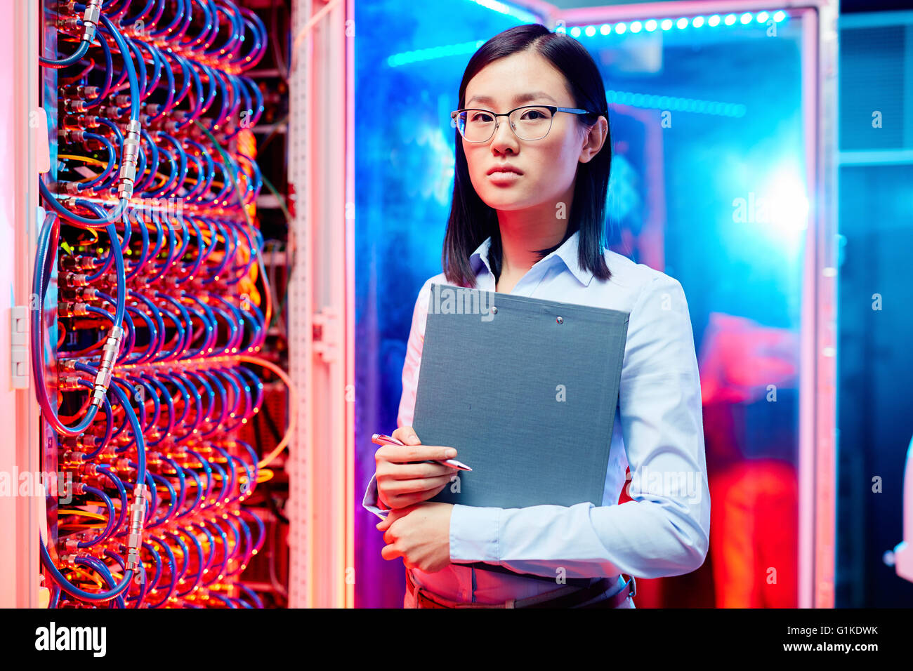 Technician specialist hi-res stock photography and images - Alamy
