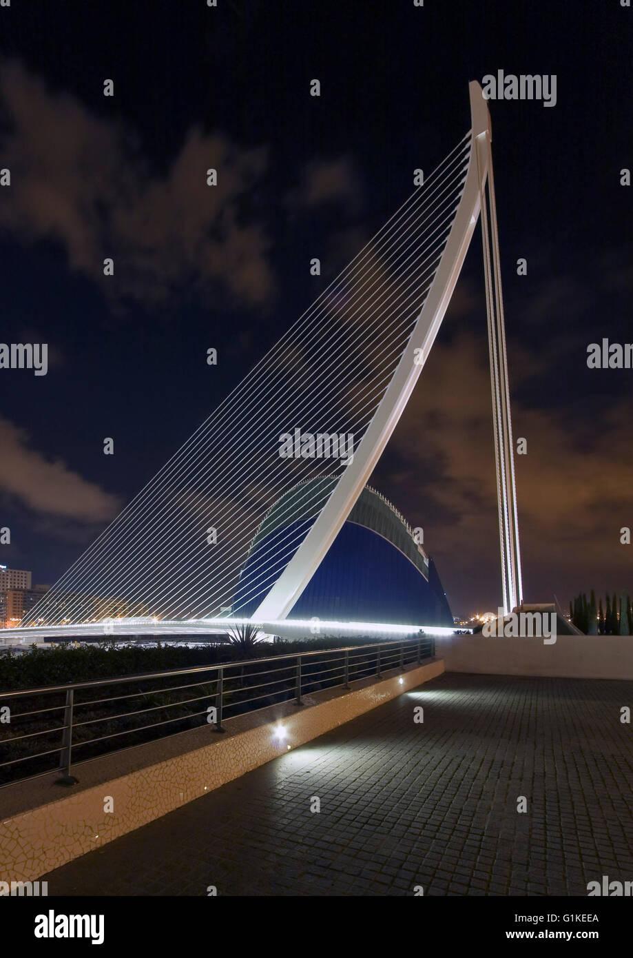 Valencia night bridge hi-res stock photography and images - Alamy