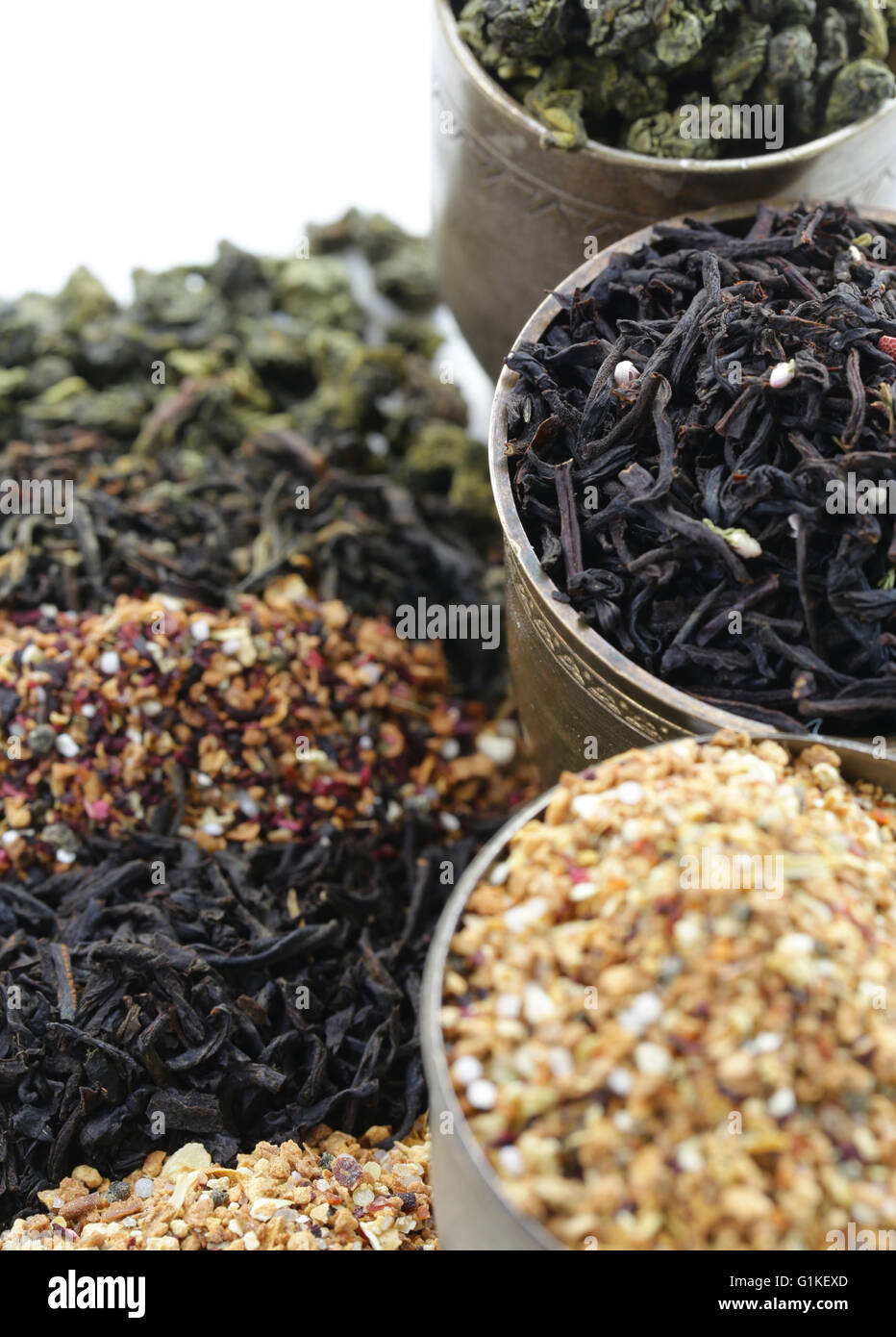 different varieties of dry tea (black, white, green Stock Photo - Alamy