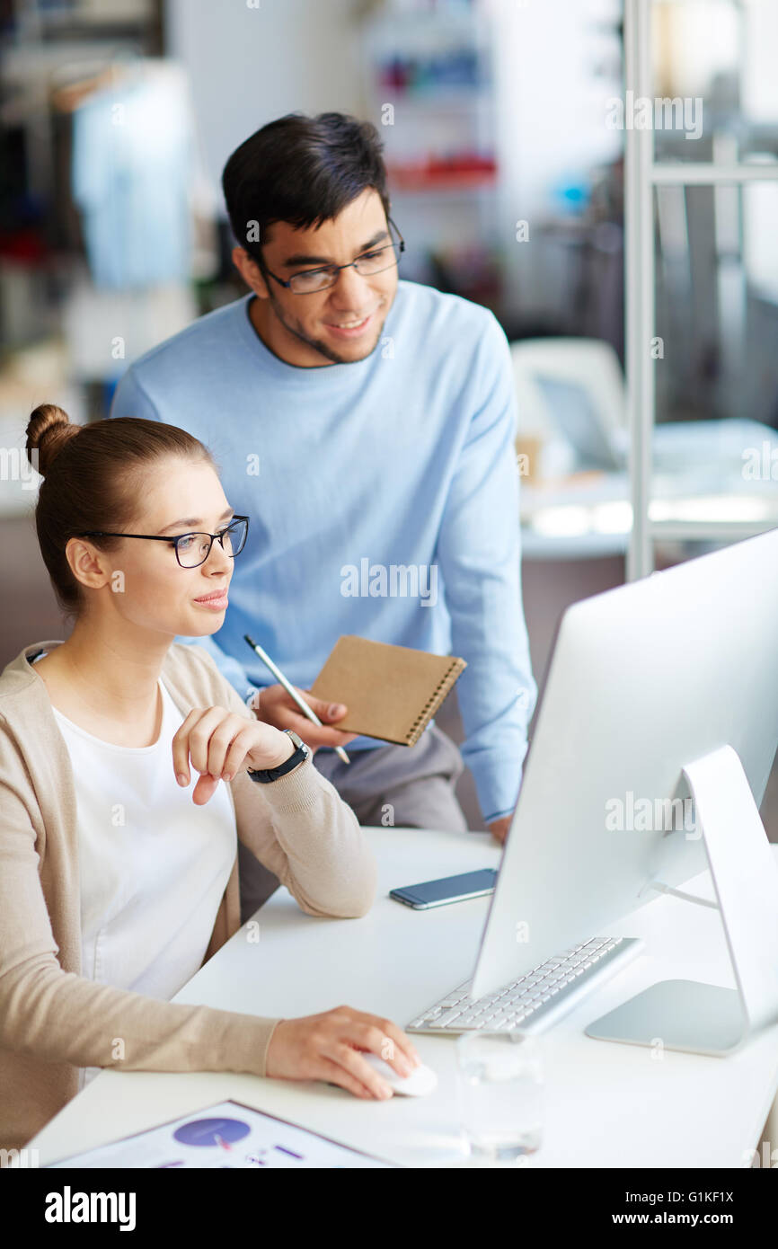 Employee training hi-res stock photography and images - Alamy