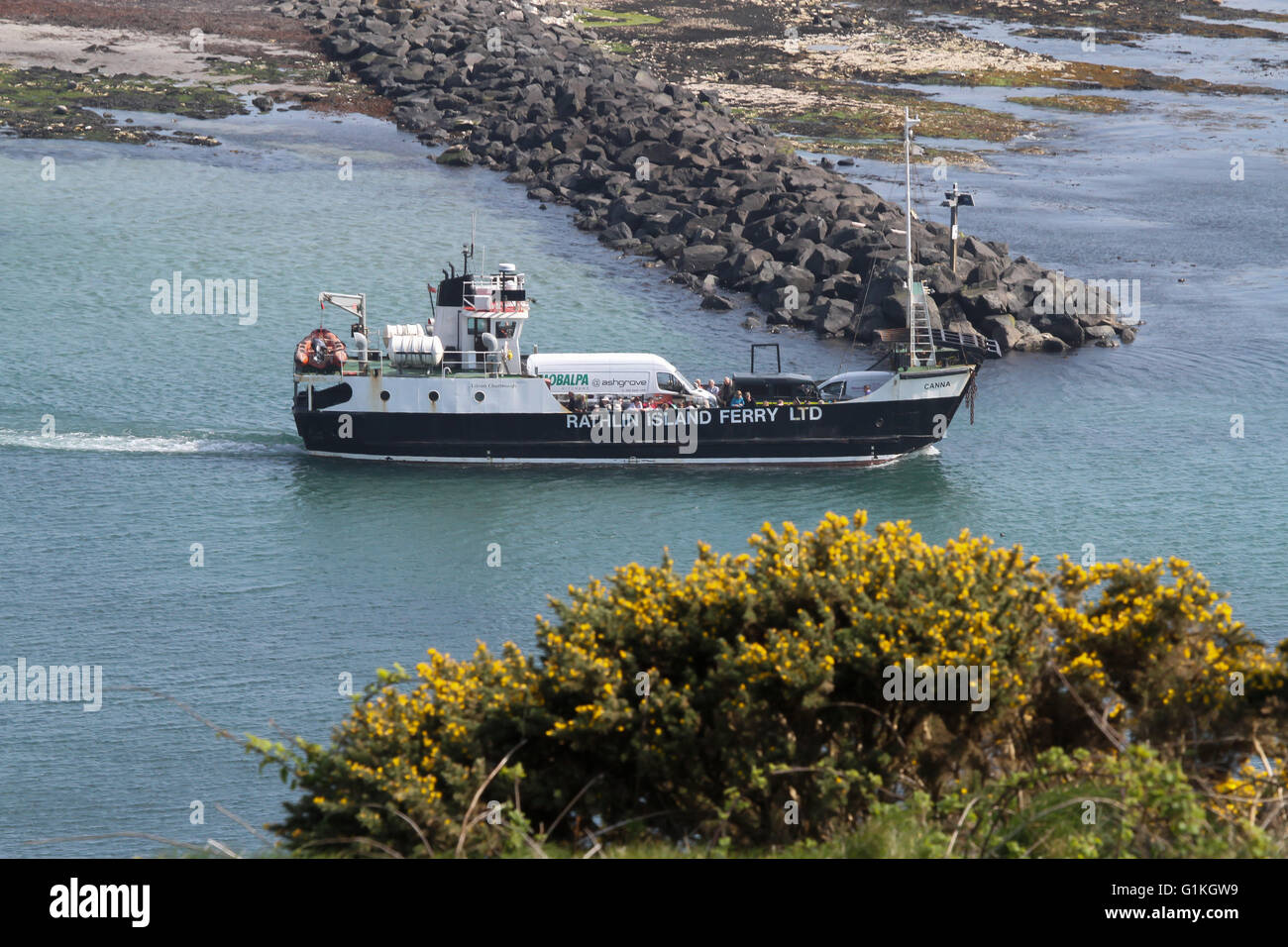 Rathlin ferry leaving the harbour at Rathlin Island, County Antrim ...
