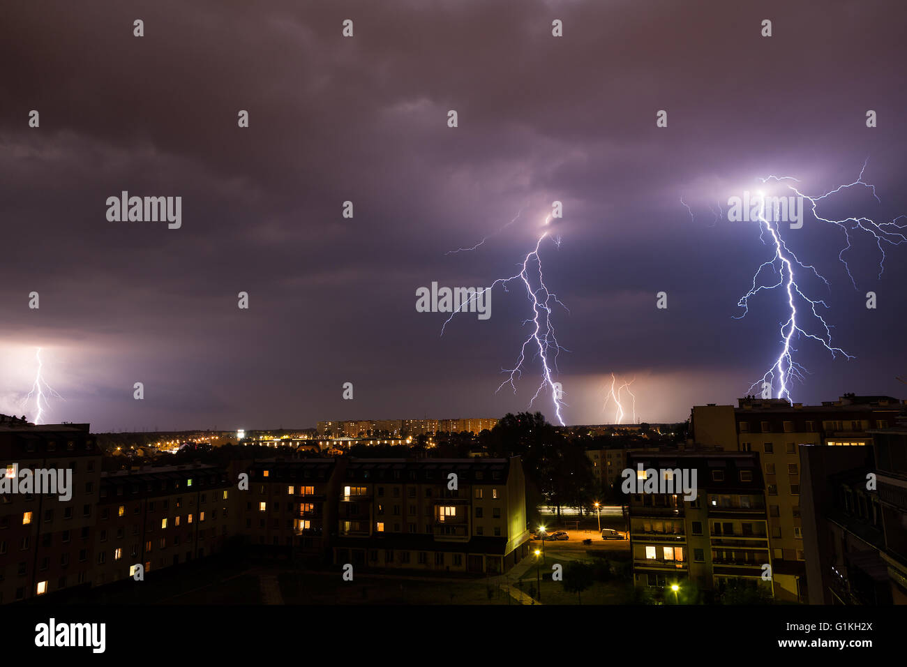 Electrical thunder storm hi-res stock photography and images - Alamy