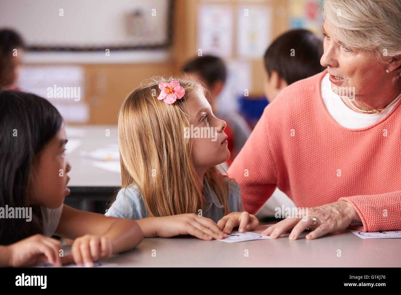 Elementary school children principal hi-res stock photography and ...