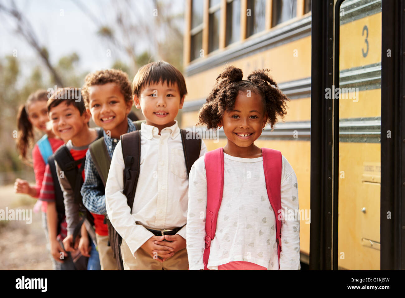 Queueing school children hi-res stock photography and images - Alamy
