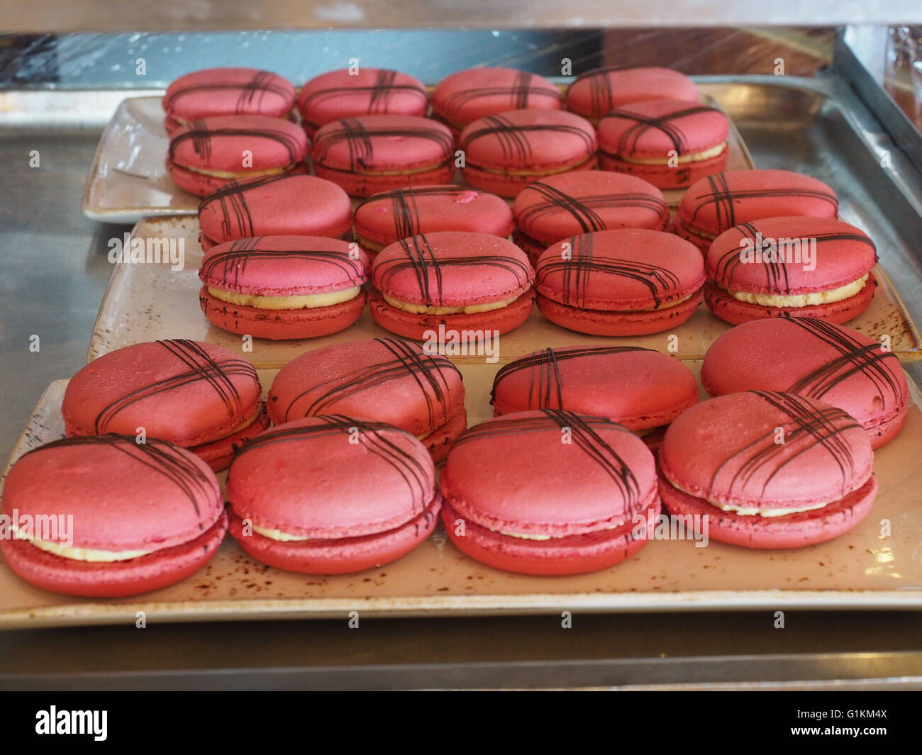 Mary queen of cakes hi-res stock photography and images - Alamy