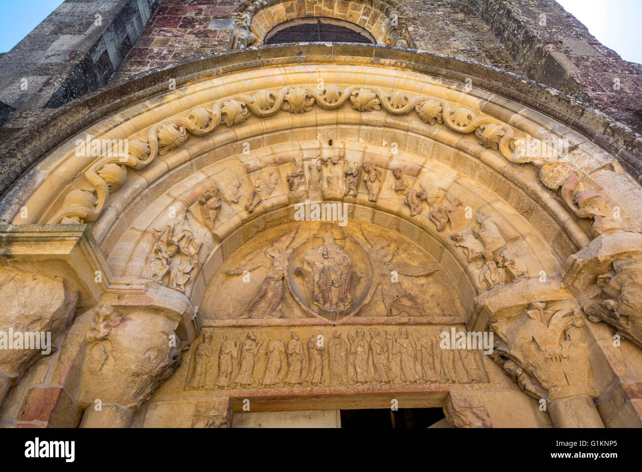 Tympanum romanesque High Resolution Stock Photography and Images - Alamy