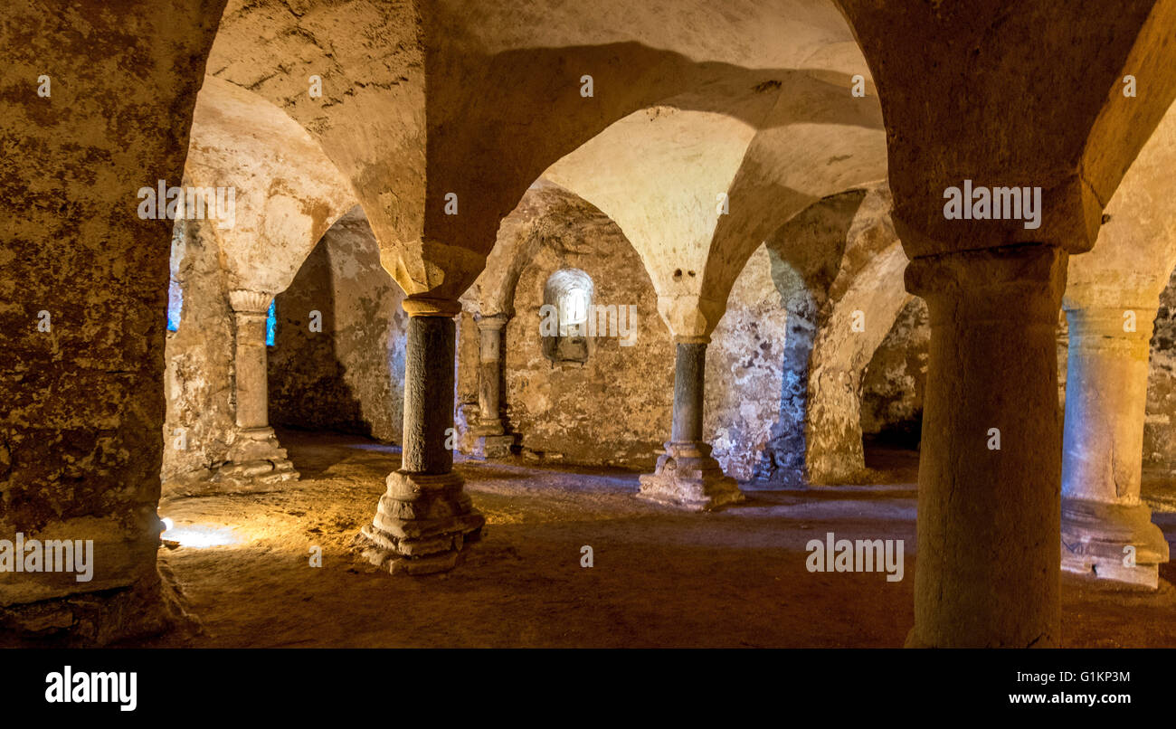 Romanesque crypt hi-res stock photography and images - Alamy