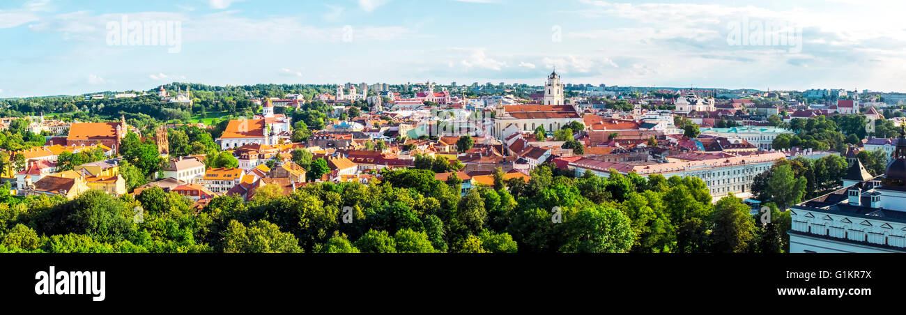 Vilnius old town historic center hi-res stock photography and images ...