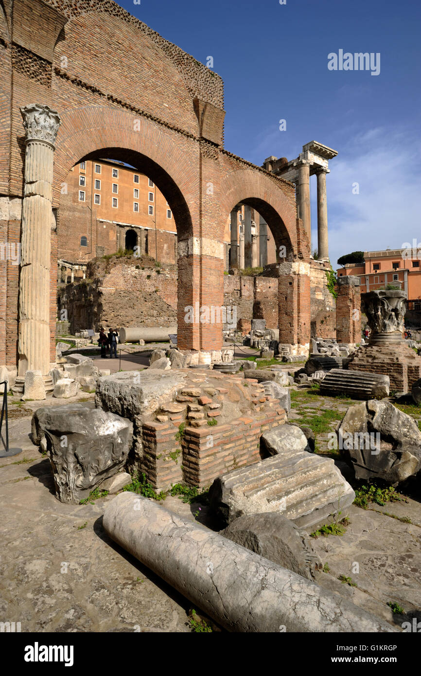 Basilica julia hi-res stock photography and images - Alamy