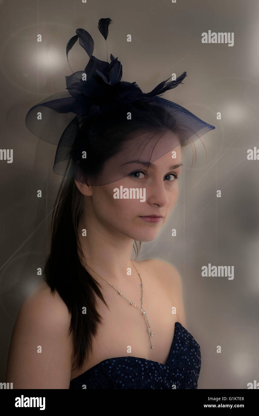 Head and shoulder beauty portrait hi-res stock photography and images ...