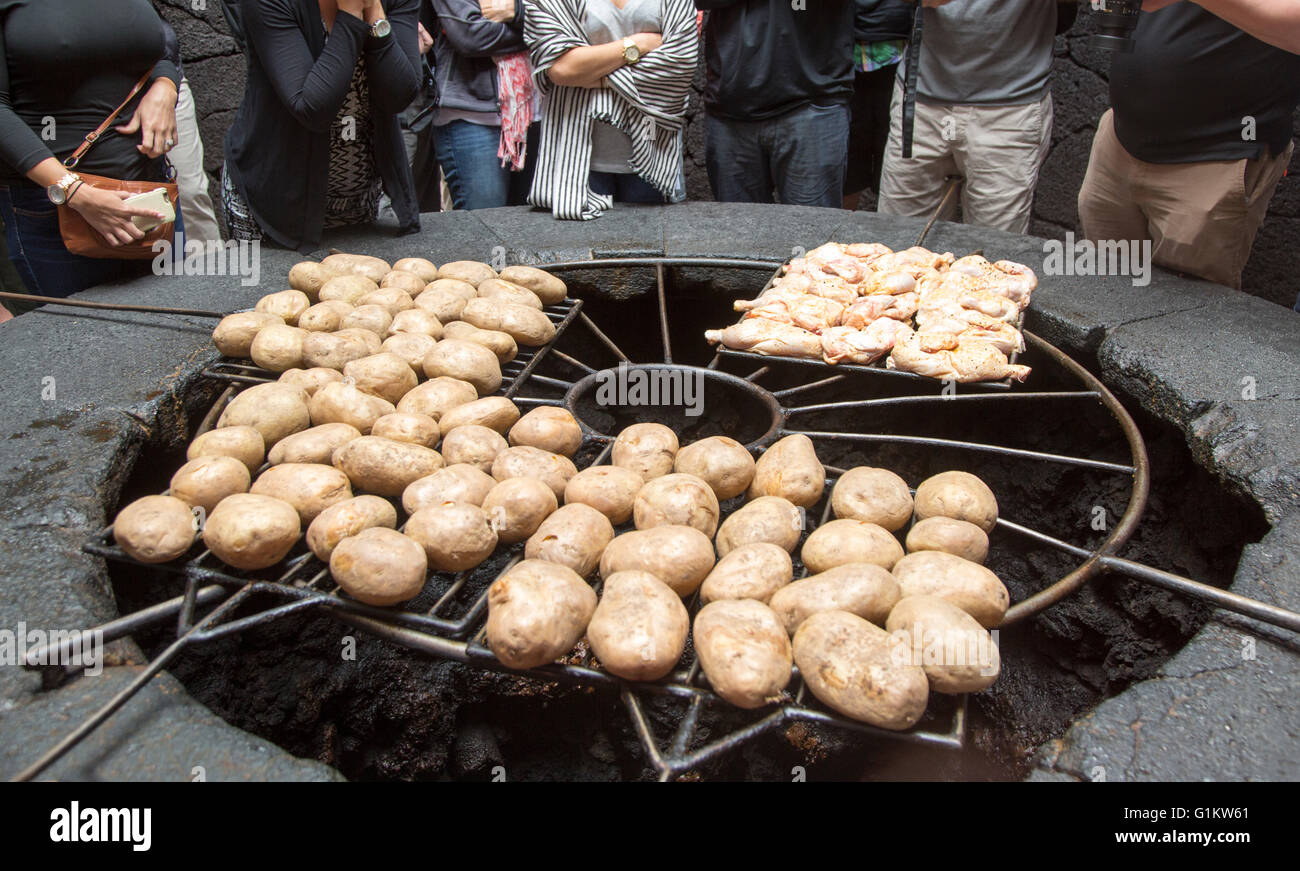 Food being cooked volcanic grill visitor centre, Parque Nacional de ...