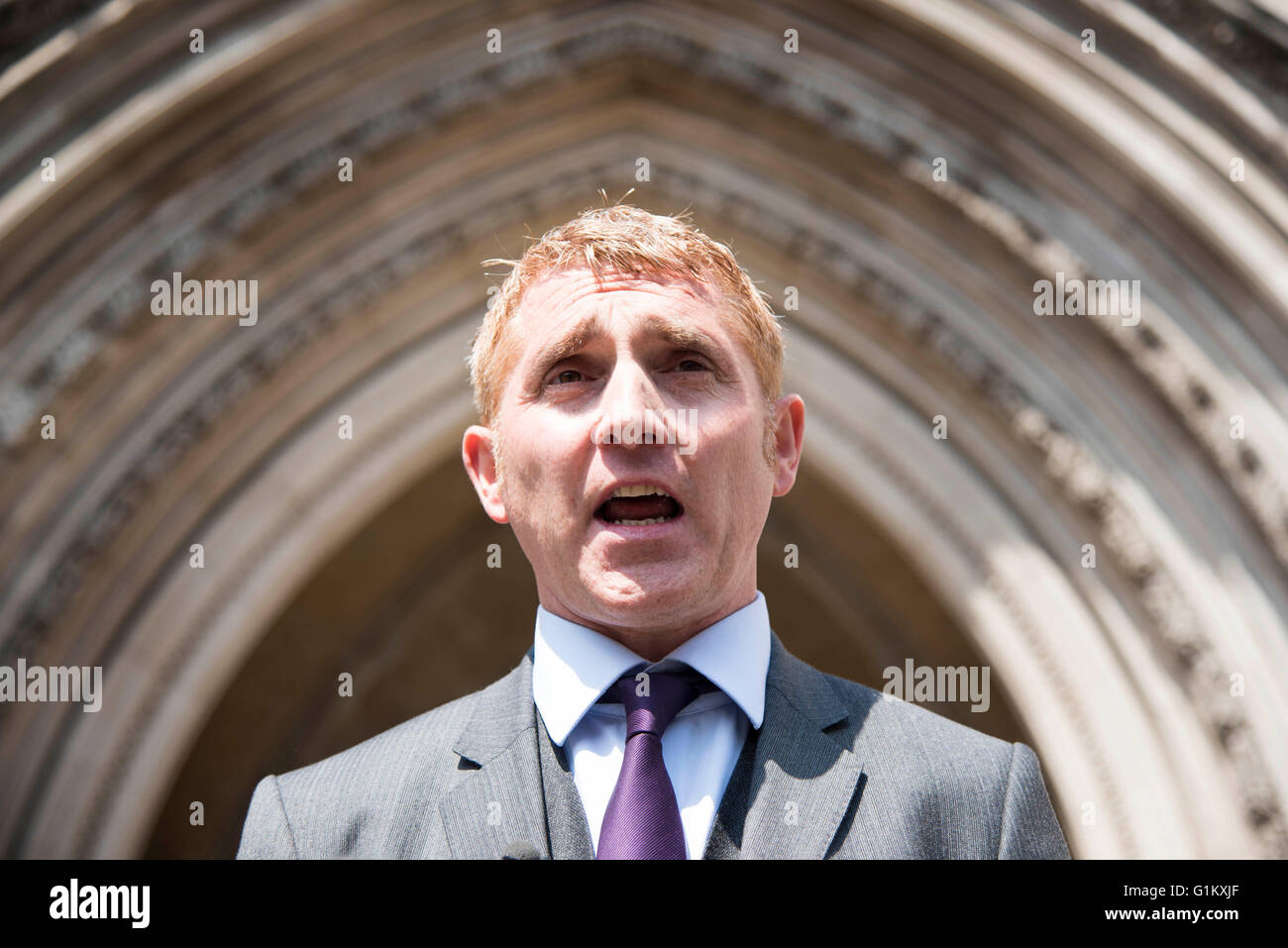 High school court hi-res stock photography and images - Alamy