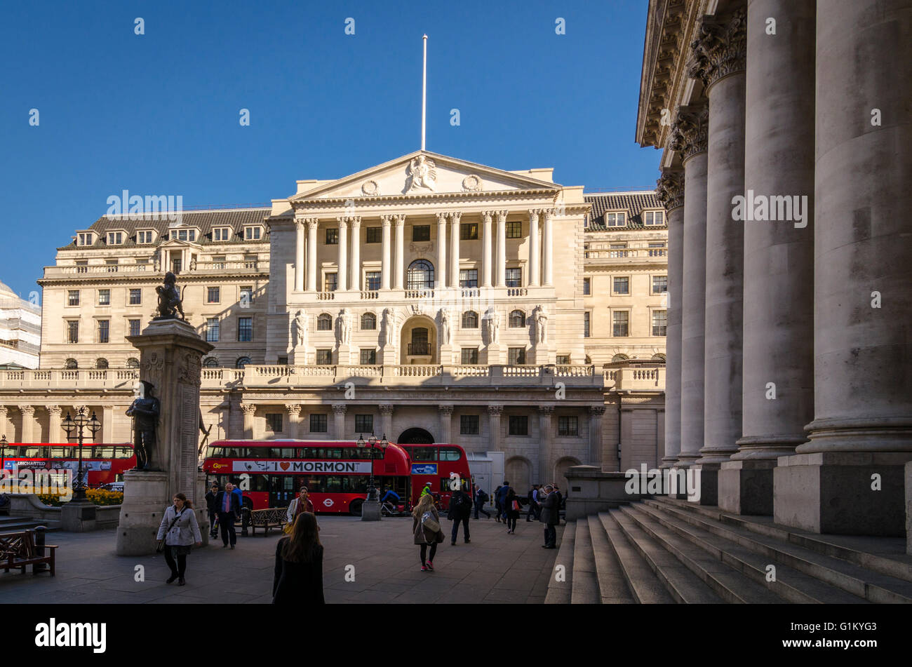 Bank of england london hi-res stock photography and images - Alamy