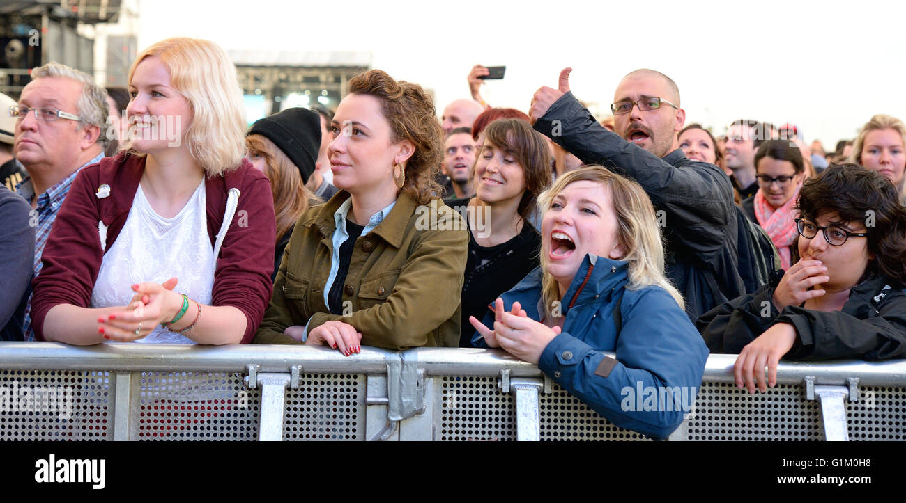 Primavera sound festival fans hi-res stock photography and images - Alamy