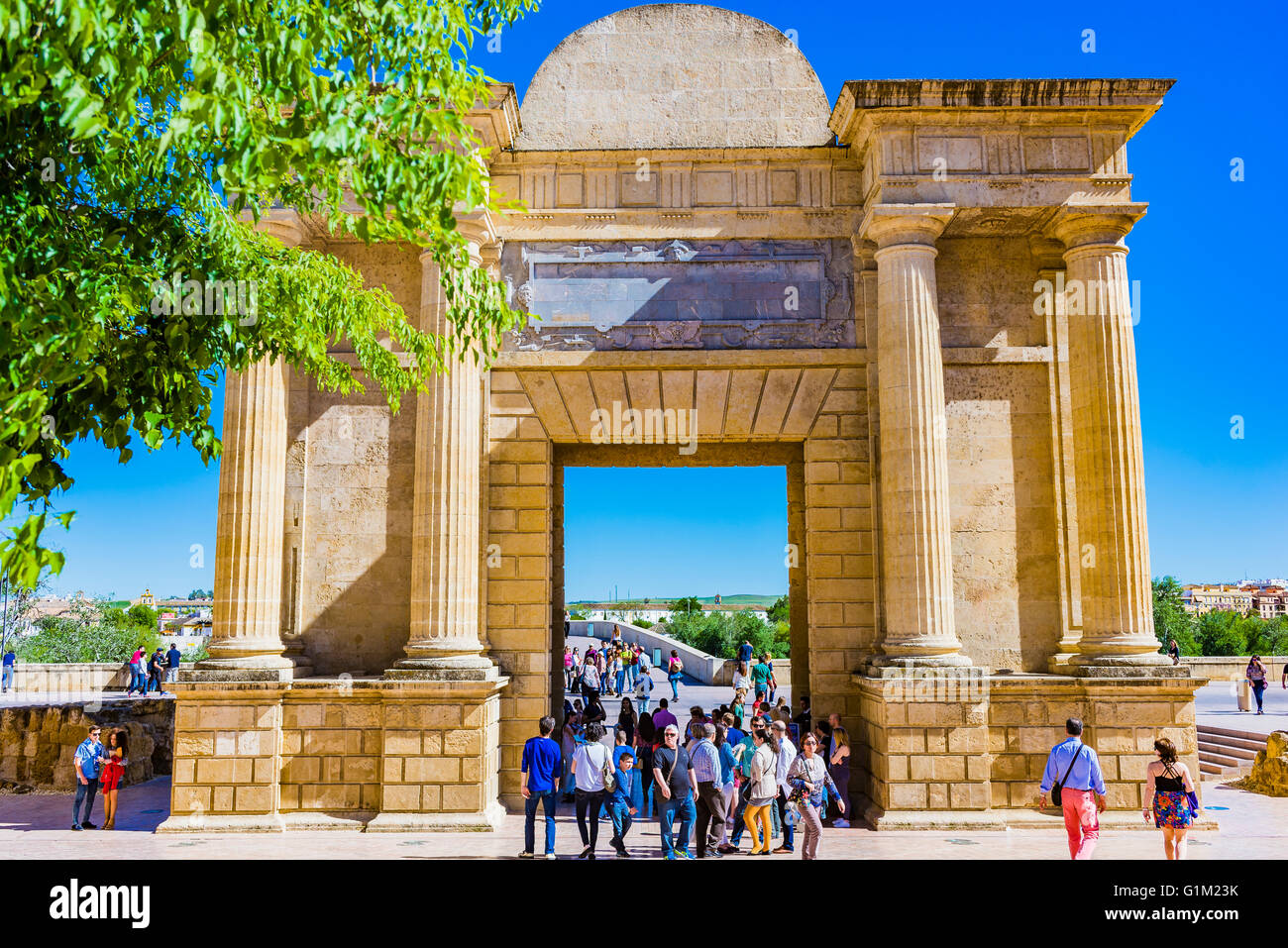 Roman bridge gate hi-res stock photography and images - Alamy