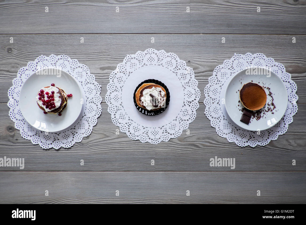 Doilies hi-res stock photography and images - Alamy