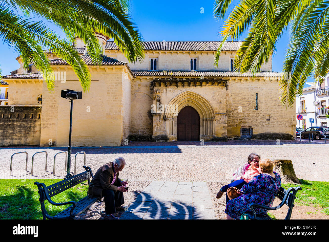 St mary magdalene church centre hi-res stock photography and images - Alamy