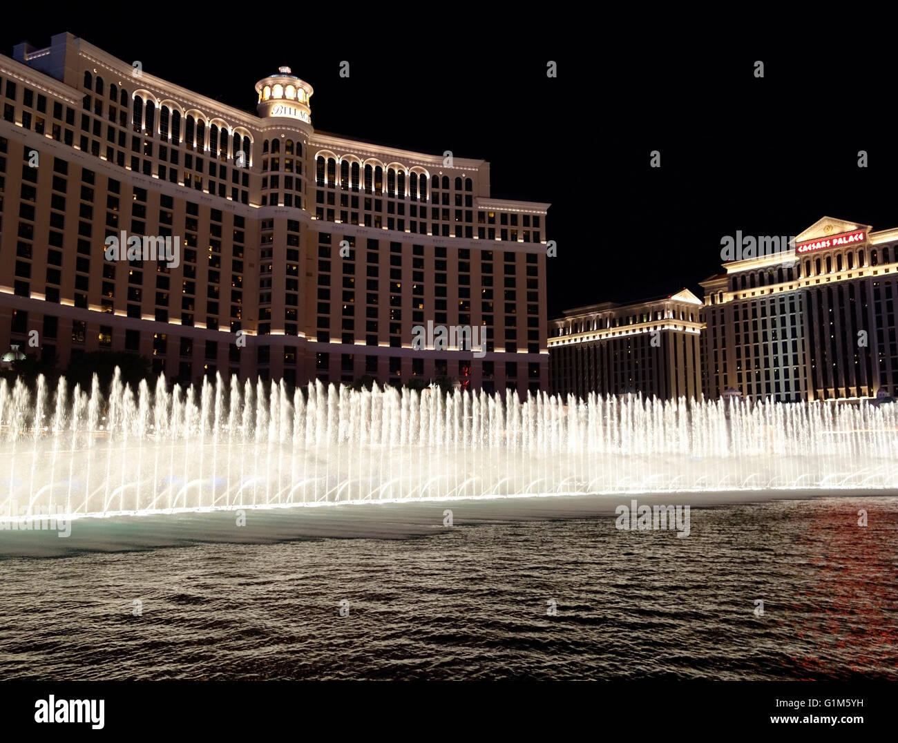 Dancing fountains at the bellagio las vegas nevada hi-res stock photography and images - Alamy