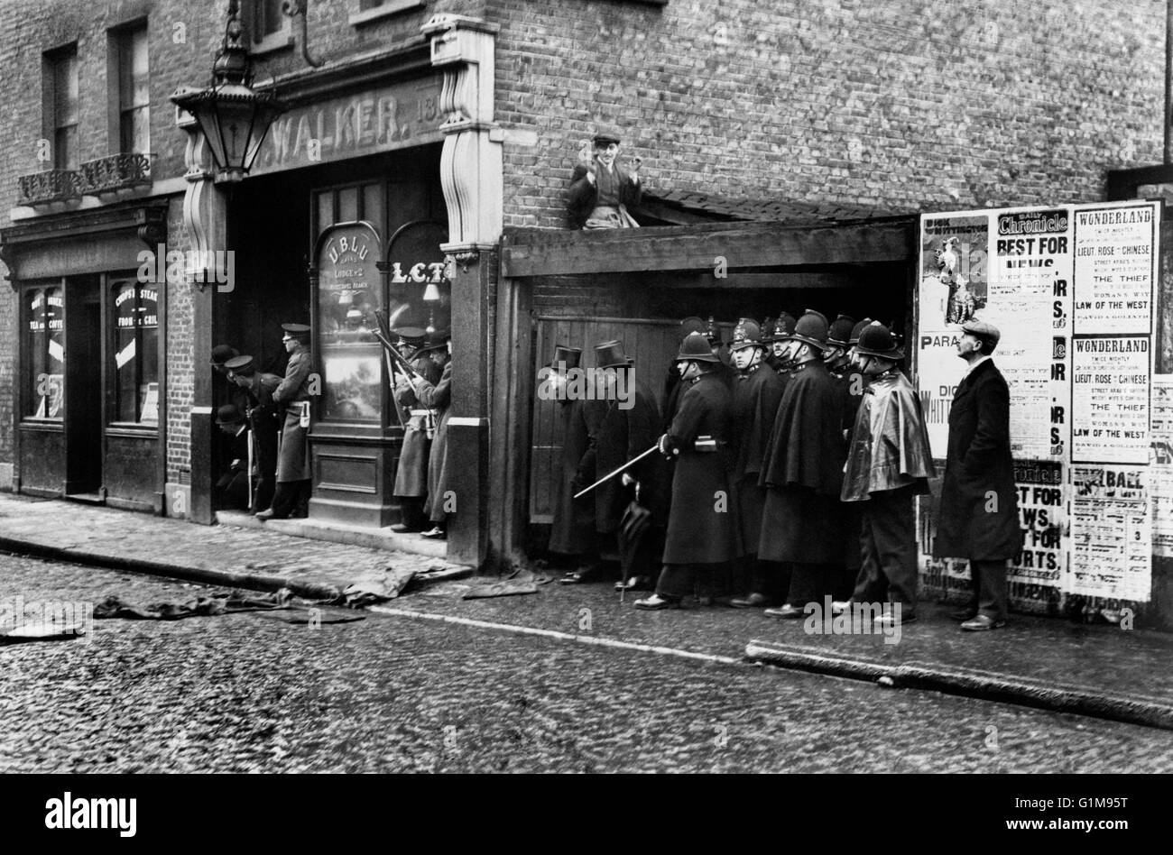 Houndsditch hi-res stock photography and images - Alamy