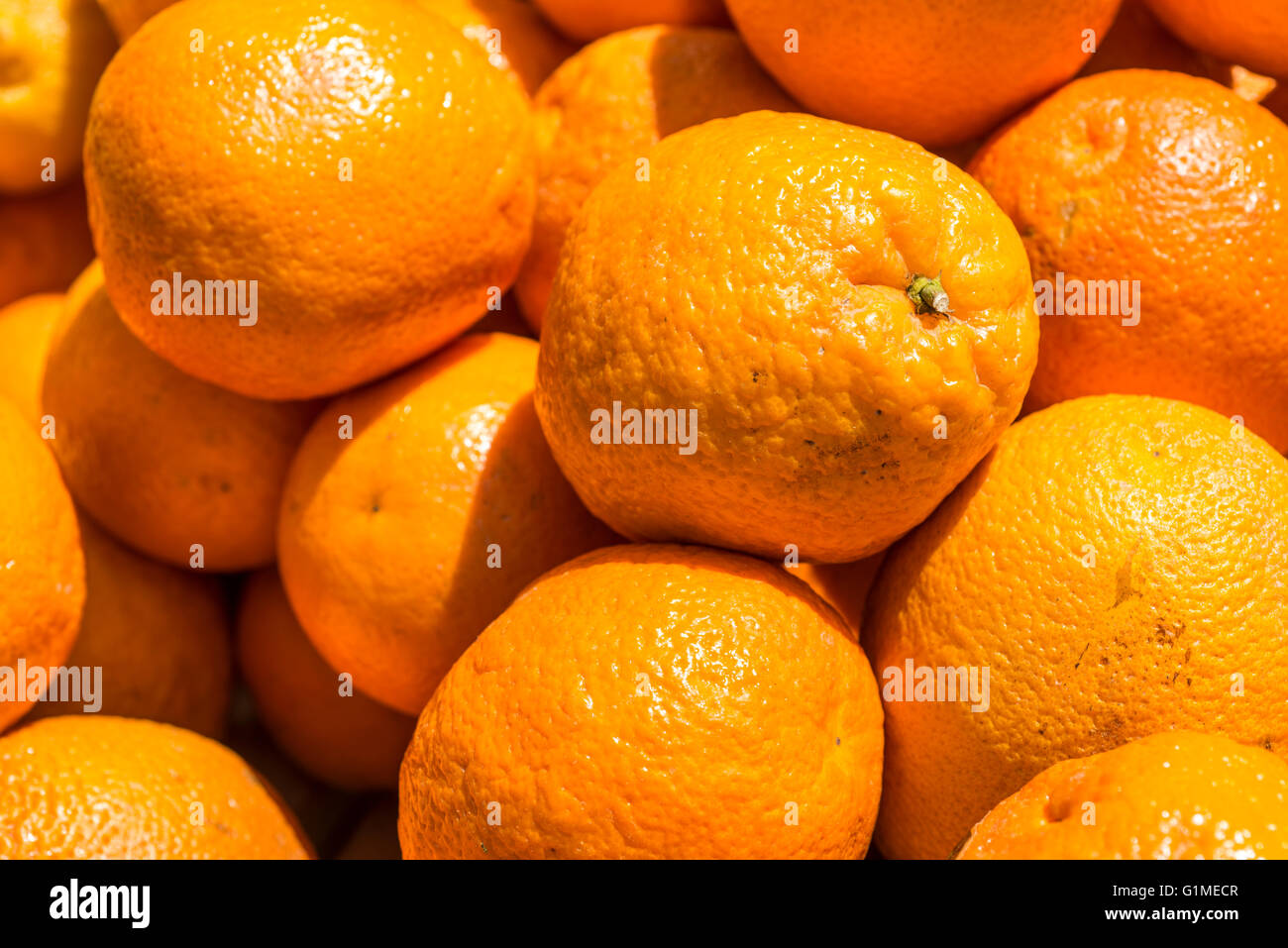 Orange market hi-res stock photography and images - Alamy
