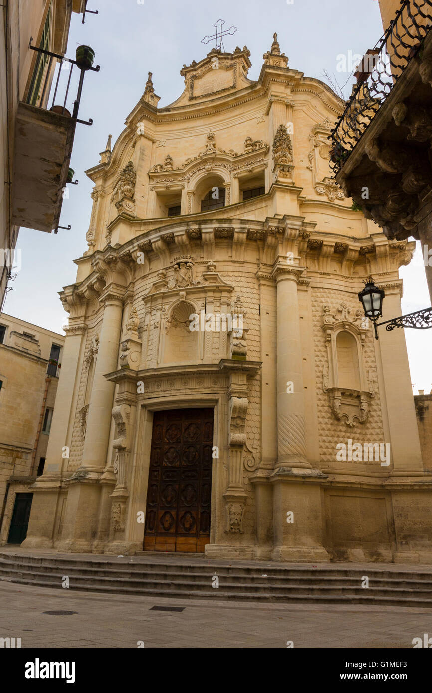 Lecce, the baroque church of St. Matthew. stone monuments Lecce Stock ...